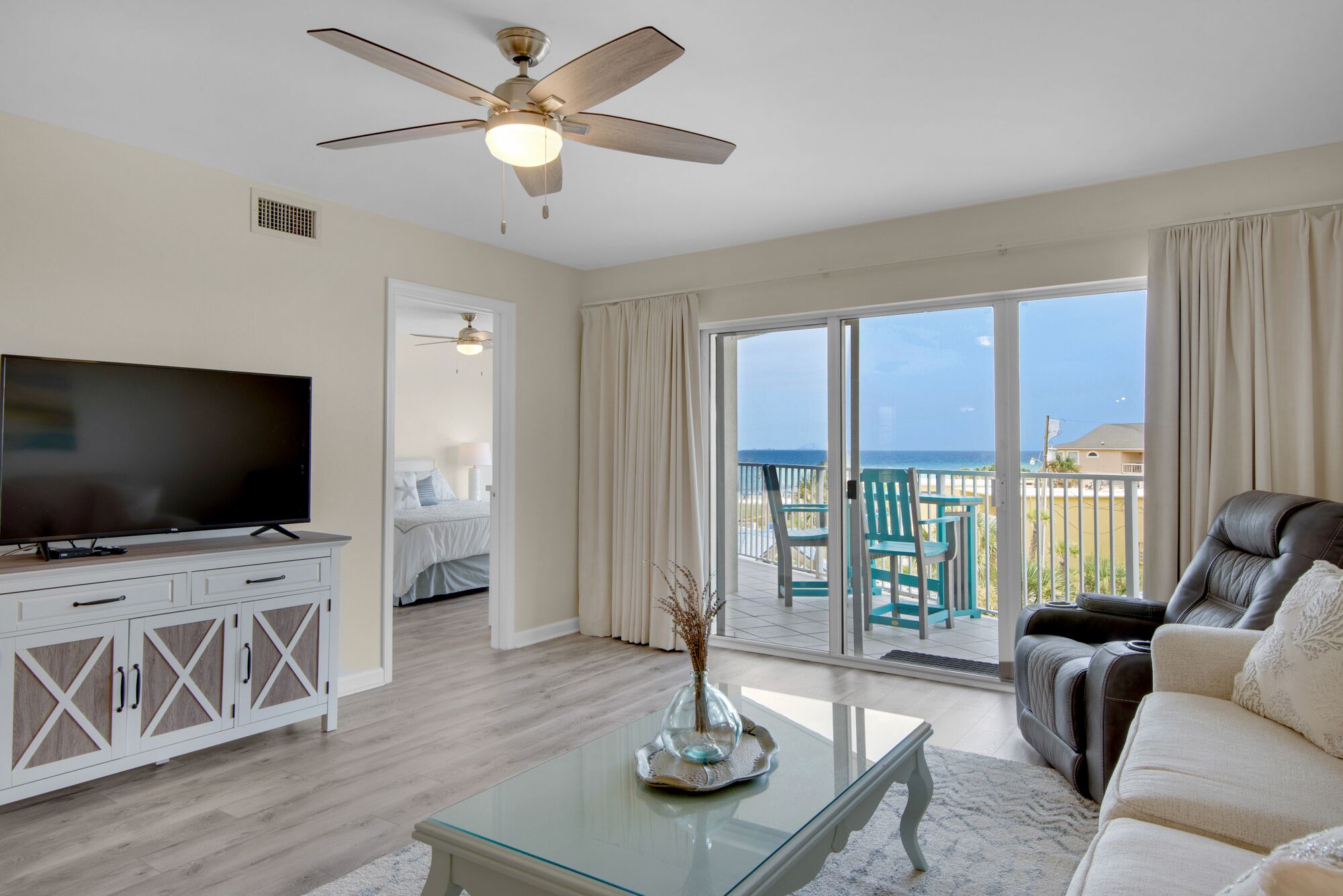 Sunset Views + Ocean Front Condo Getaway - Okaloosa Island, FL