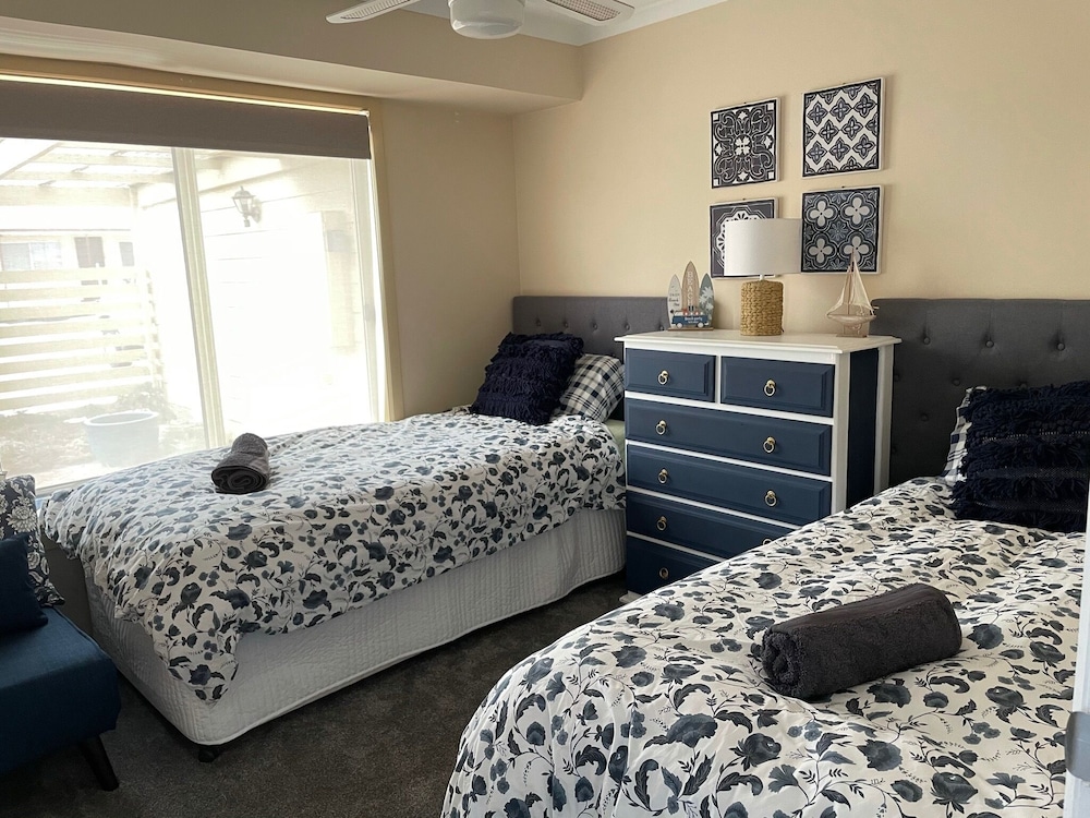 Stunning Beachfront View , - Wallaroo