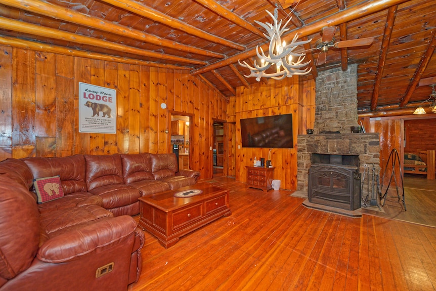 Come & Enjoy The Newly Remodeled "Lazy Bear Lodge" - Adirondacks