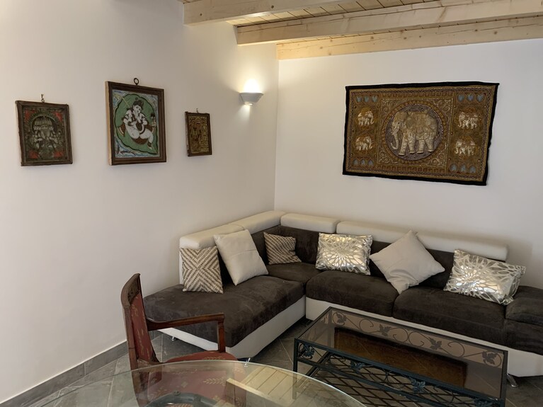 Casa Traian - ibis Budget Mâcon Sud