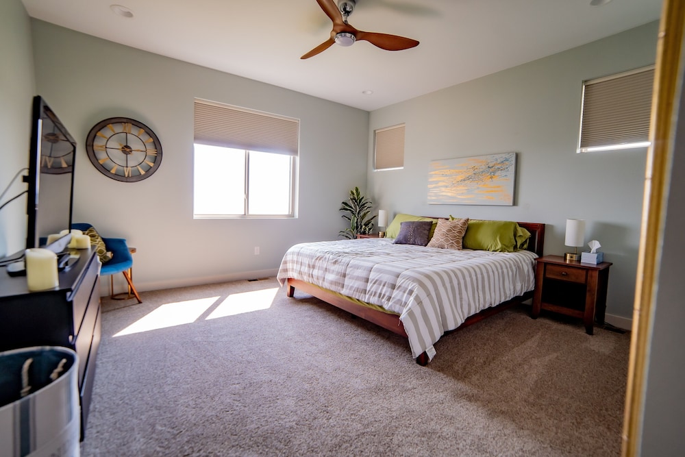 The Overlook - New Custom Home With Amazing Views - Rapid City, SD