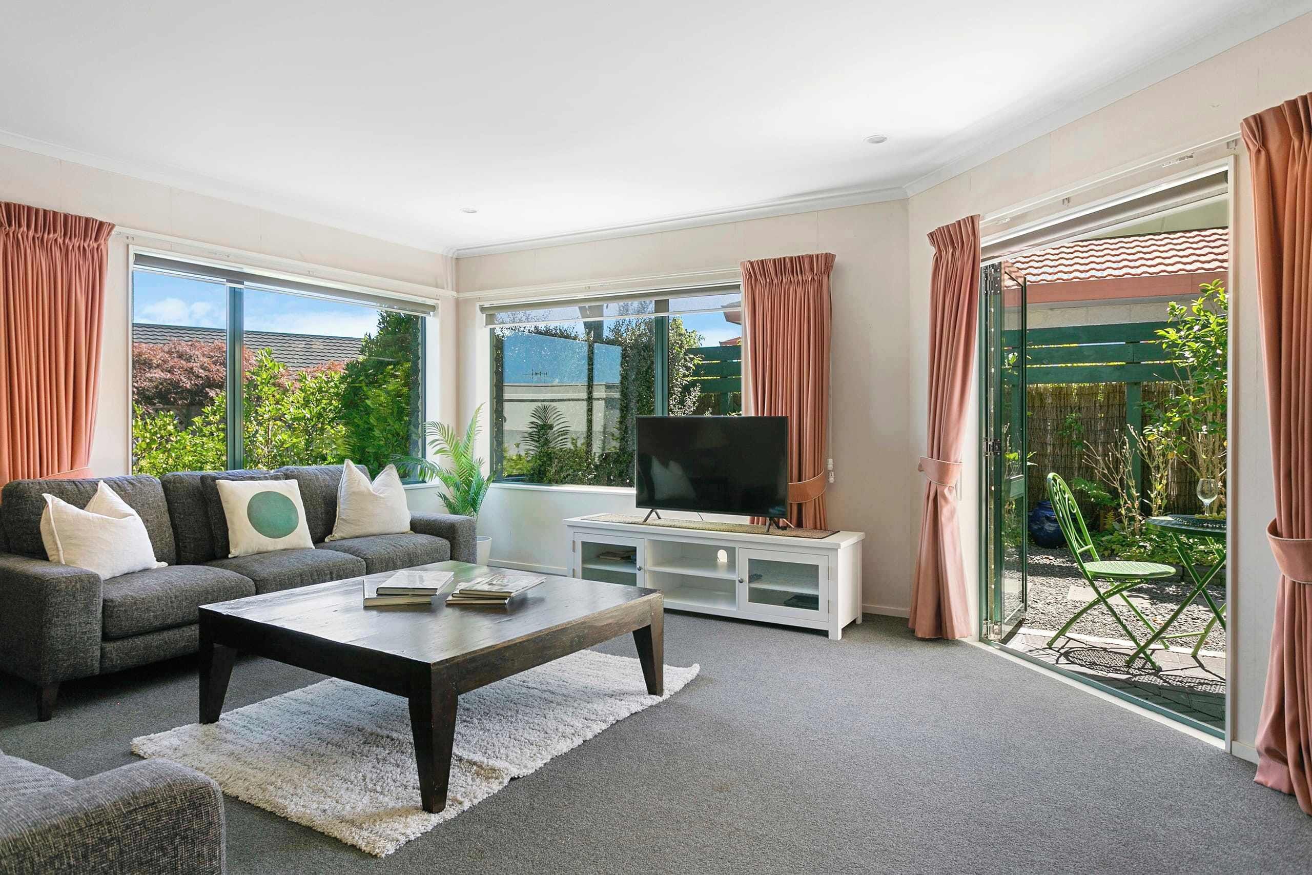 Secluded & Cosy - 5min To Town *No Service Fee* - Taupo