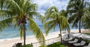Villa, 3 quartos | Praia | Na praia, praia de areia branca, snorkel, caiaque 