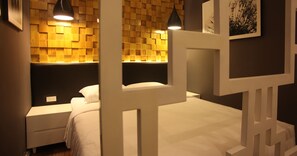 Quarto Duplo Superior | Minibar, com decoração personalizada, com mobília individualizada 