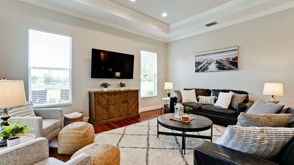 Luxury 4 Br/3ba Waterview Home W/ Pool + Spa With Work Space - Bradenton, FL