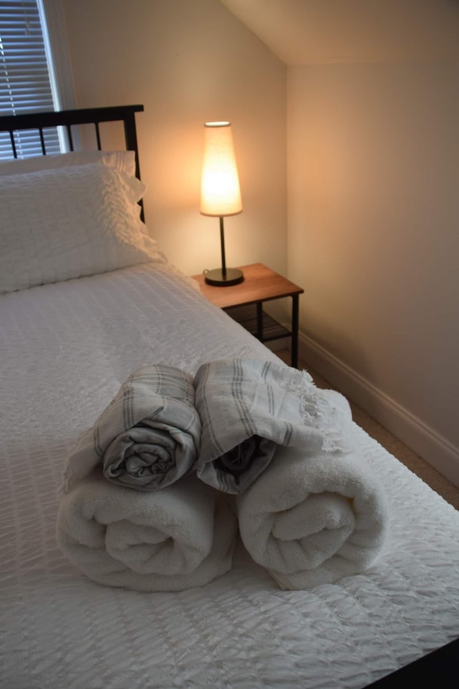 S Westridge View Cabin W/ Hot Tub & Resort Shuttle - Snowshoe, WV