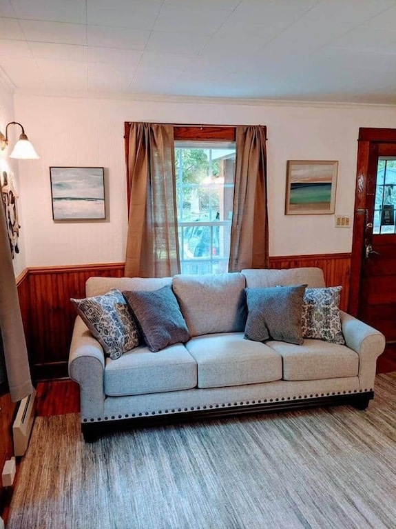 Lake Escape- Cozy 4 Bedroom Retreat In Lake George - 6 Flags Queensbury Amusement Park
