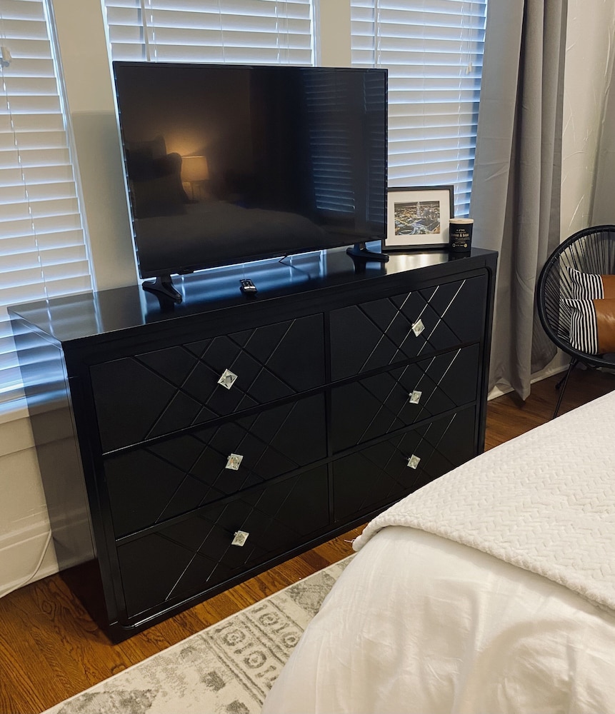 Beautifully Renovated Craftsman In The Heart Of Oklahoma City. - Midtown - Oklahoma City