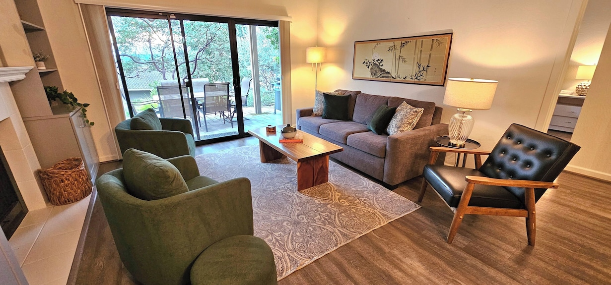Modern Condo In Gated Silverado Resort Residential Community - Napa, CA