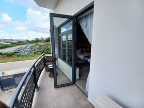 Quarto Individual Premium | Terraço/pátio interior