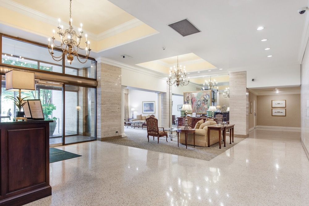 Stayatl | Downtown Atlanta Condo Prime Location - Scottdale, GA