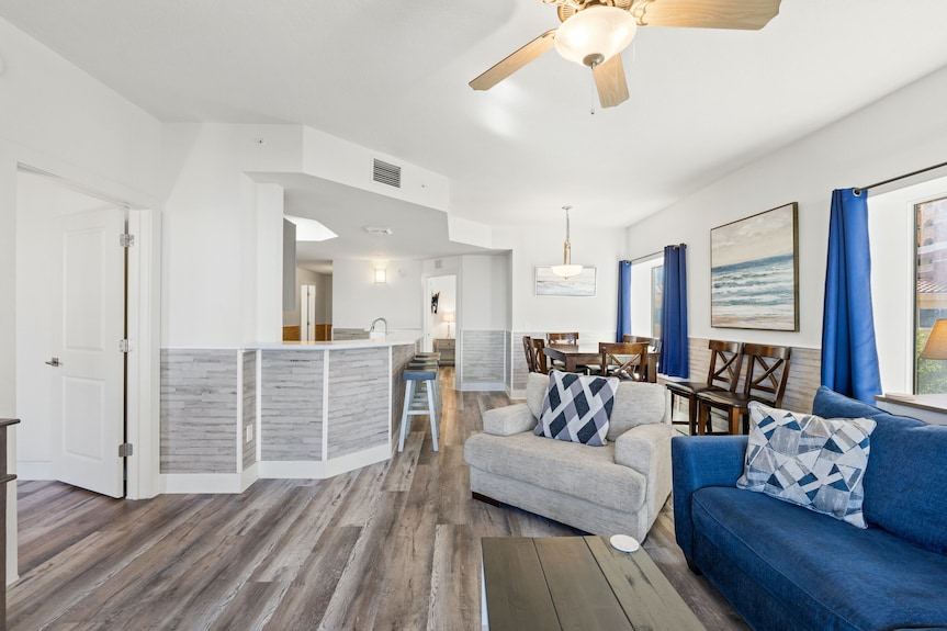 Calypso 3-301 - Beach, Heated Pool, Sleeps 11, Private Beach, Walk To Pier Park - Panama City Beach, FL