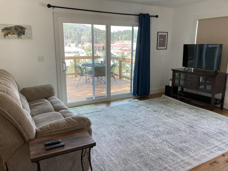 Great Value! Great Location! Located Walking Distance To Downtown Hill City! - Hill City, SD