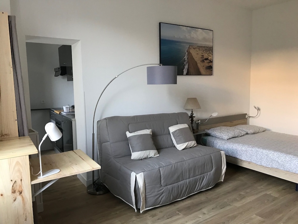Studio On Second Floor With Terrace - Burdeos