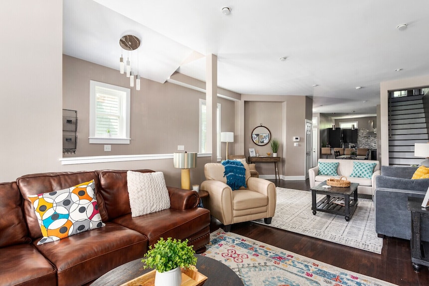 Stunning Downtown Beauty - Minutes From All Indianapolis Has To Offer! - Indianapolis, IN