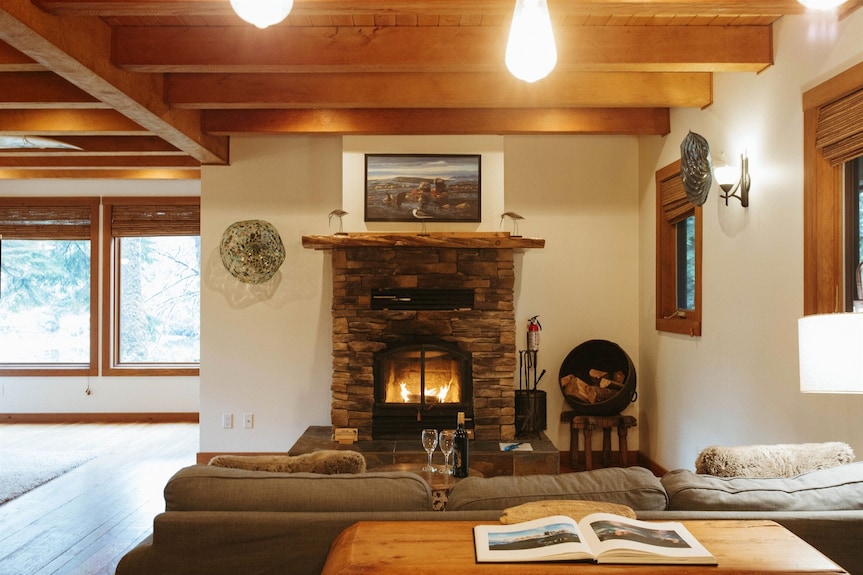 Clayoquot Surf Retreat - Tofino