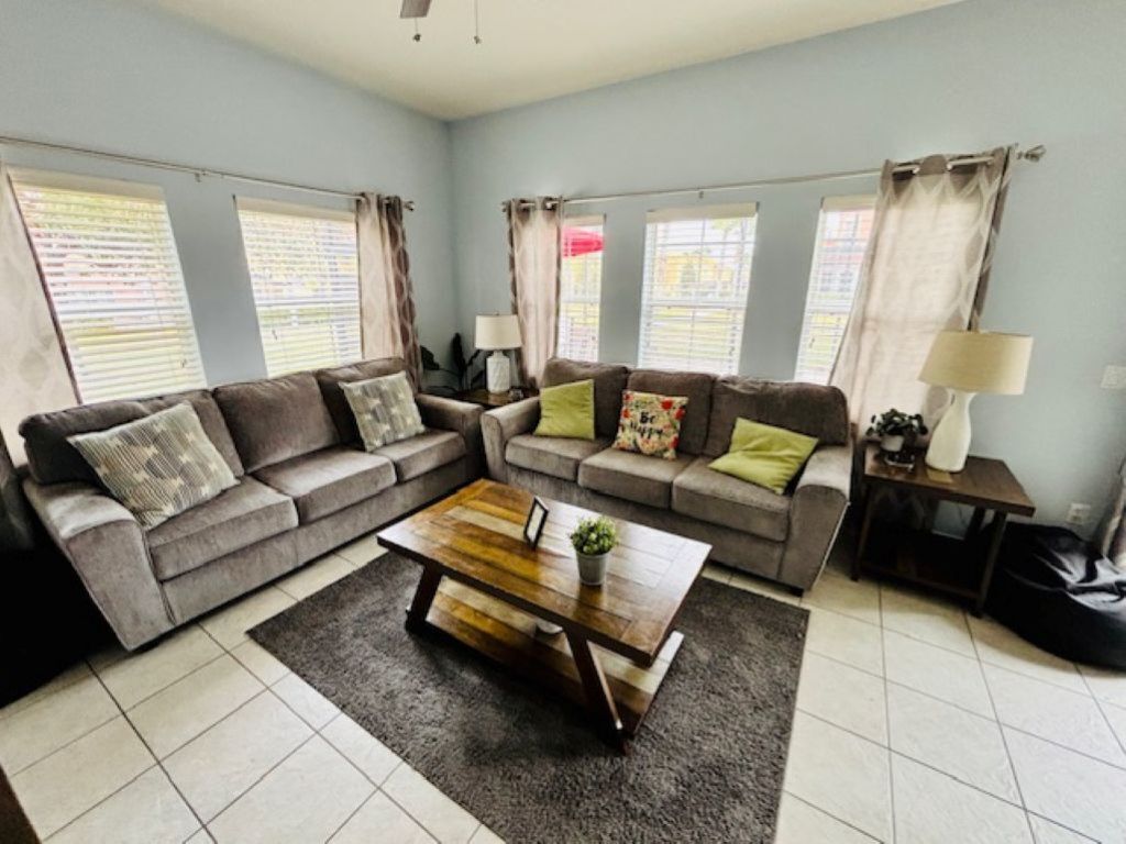 Bay Lilly Family Villa Close To Parks Sleeps 8 - Four Corners, FL