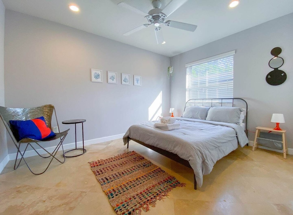 Paradise Orange #2 - Patio/parking/netflix/pets - Fort Lauderdale