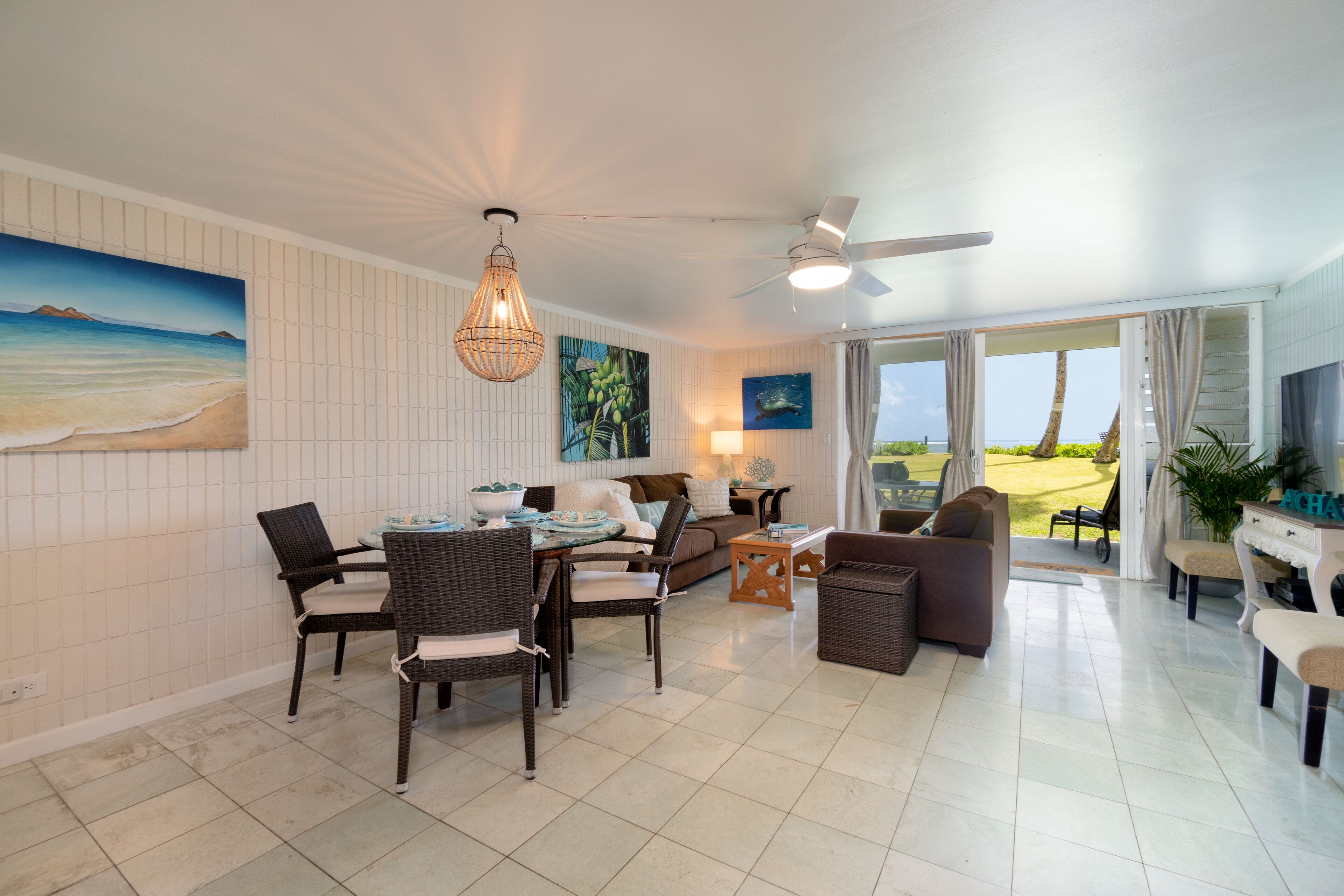Oceanfront & Ground Floor- Sleep To The Sound Of Waves! - Laie, HI