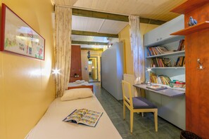 Villa Familiar, 2 quartos, 2 casas de banho (Villa Revita Kourouta beach) | 2 quartos, ferro/tábua de engomar, Wi-fi grátis 