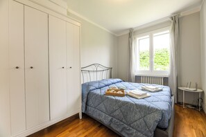 Villa Familiar, 3 quartos, junto à montanha (Villa Paola Tremezzo) | 3 quartos, ferro/tábua de engomar, Wi-fi, roupa de cama fornecida 