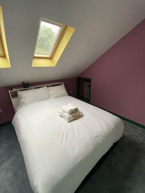 Apartamento luxo | Camas com colchões de espuma com sistema de memória