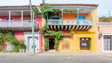 Fachada da propriedade