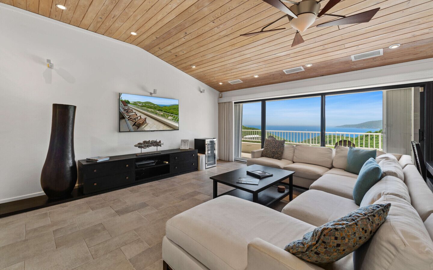 3br/3ba Luxury Villa! Sleeps 6- Mins To Magens Bay - Saint Thomas