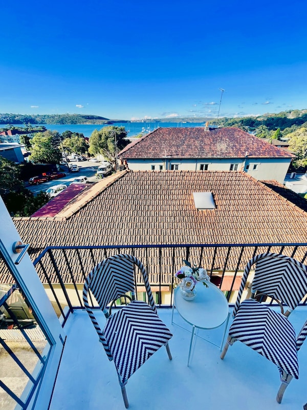 Balmoral Beach 5 Star Lux Brand New Apt (Sleeps 4) - Mosman