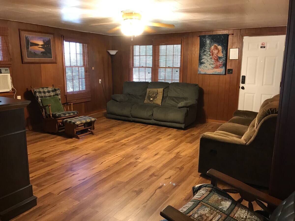 Christopher's Cottage - Jasper, AR