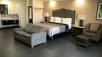 Quarto Individual Económico, 1 cama king-size, banheira de hidromassagem grande | Wi-fi grátis, roupa de cama fornecida