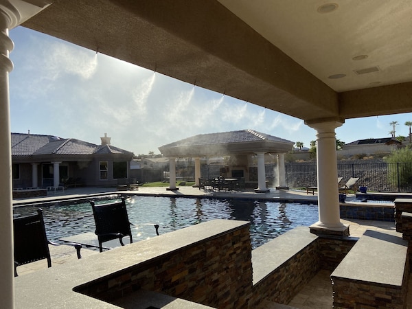 Multi-million Dollar Luxury Resort Estate\/sleeps 18 - Lake Havasu City