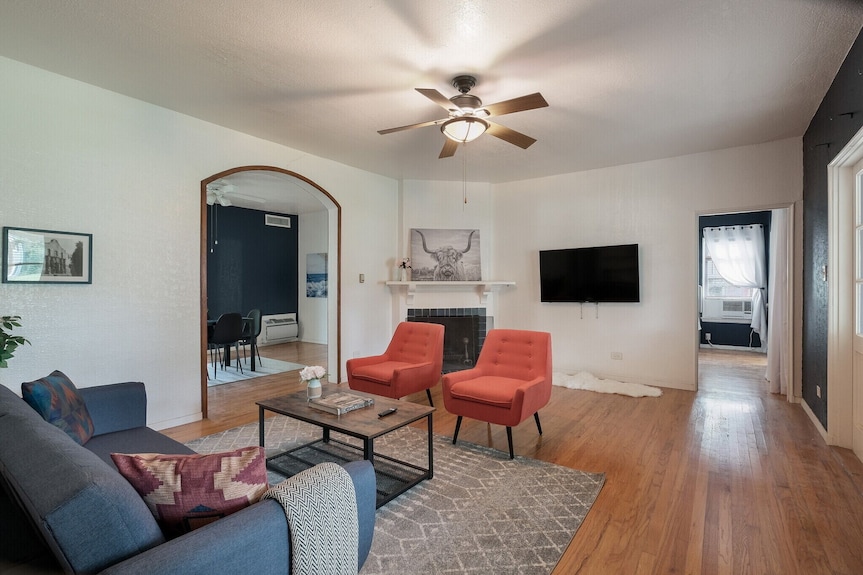 F1 30% Off Updated, Cozy & Clean Fast Wifi 2br/2ba Monthly Rental - Texas