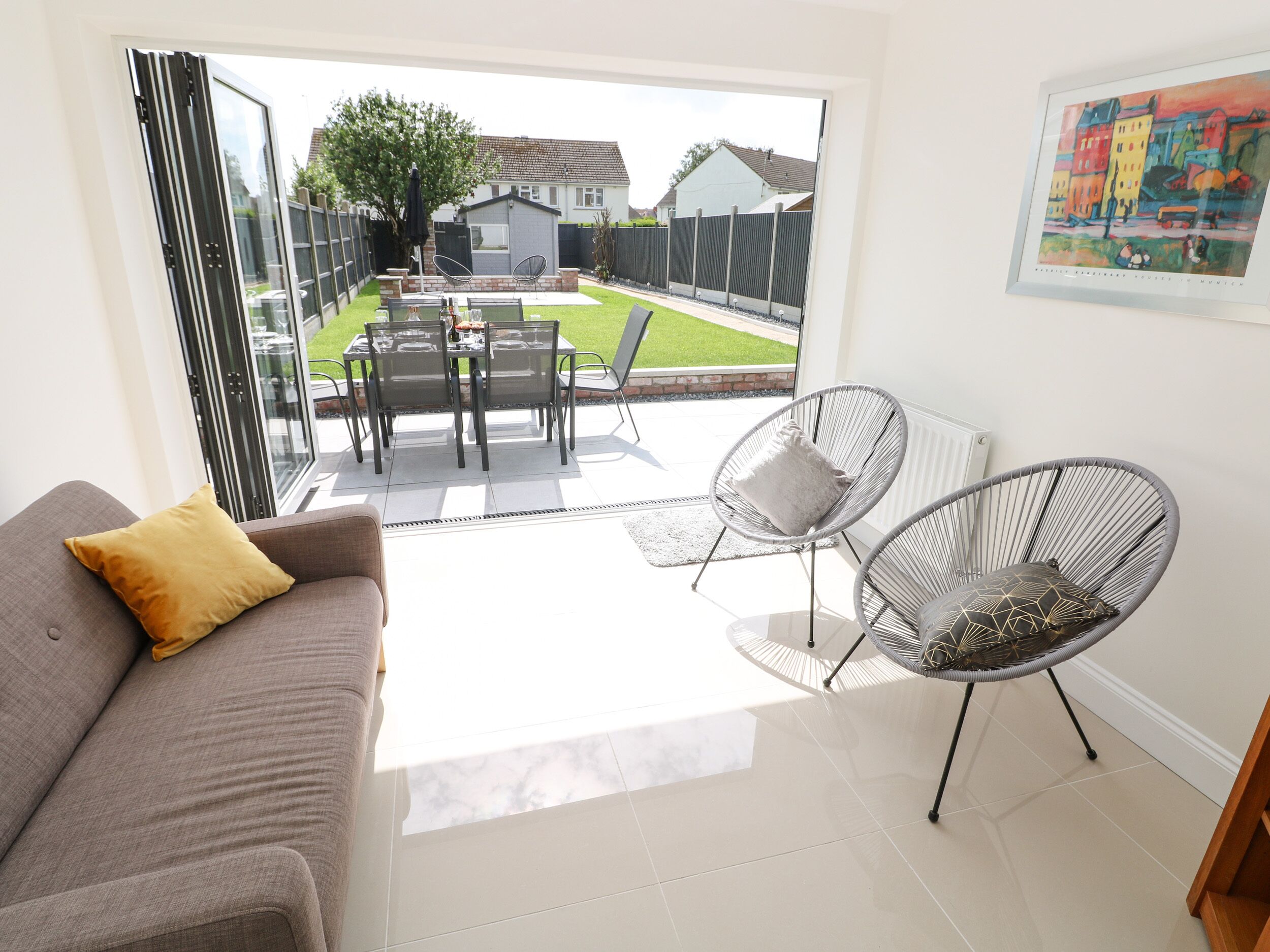 Larkhill, Character Holiday Cottage, With A Garden In Tenby - Tenby