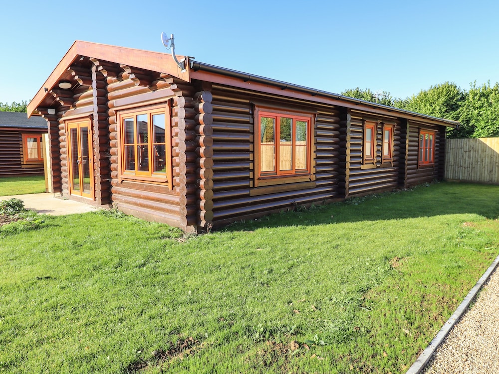 Holly Lodge - Nottinghamshire