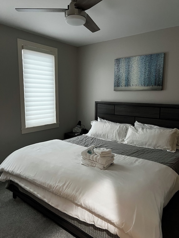 Modern 2 Bedroom Townhouse, Steps To The Old Market. Ideal Location - Omaha, NE