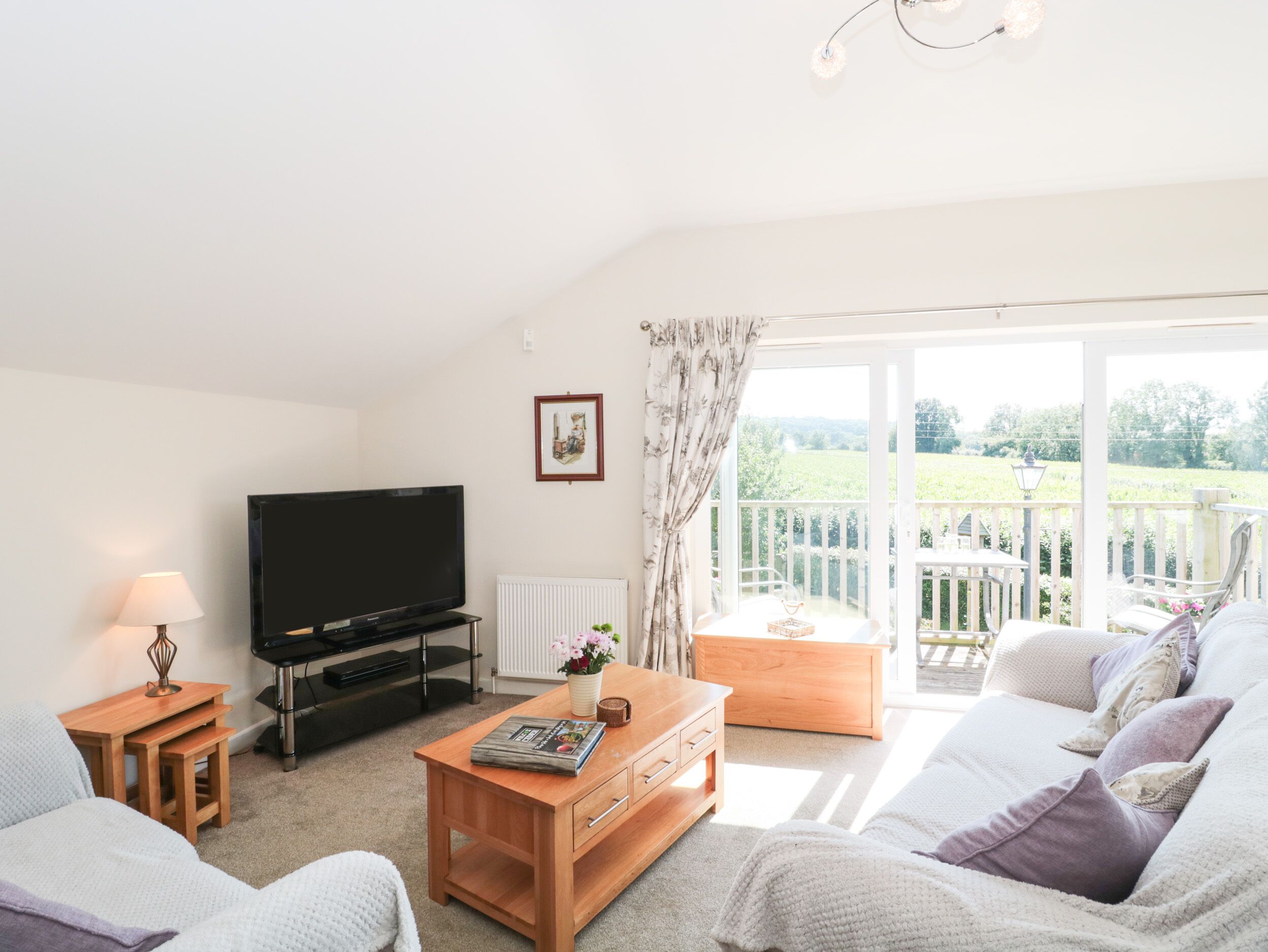 The Cider Shed, Family Friendly, Country Holiday Cottage In Winscombe - Cheddar