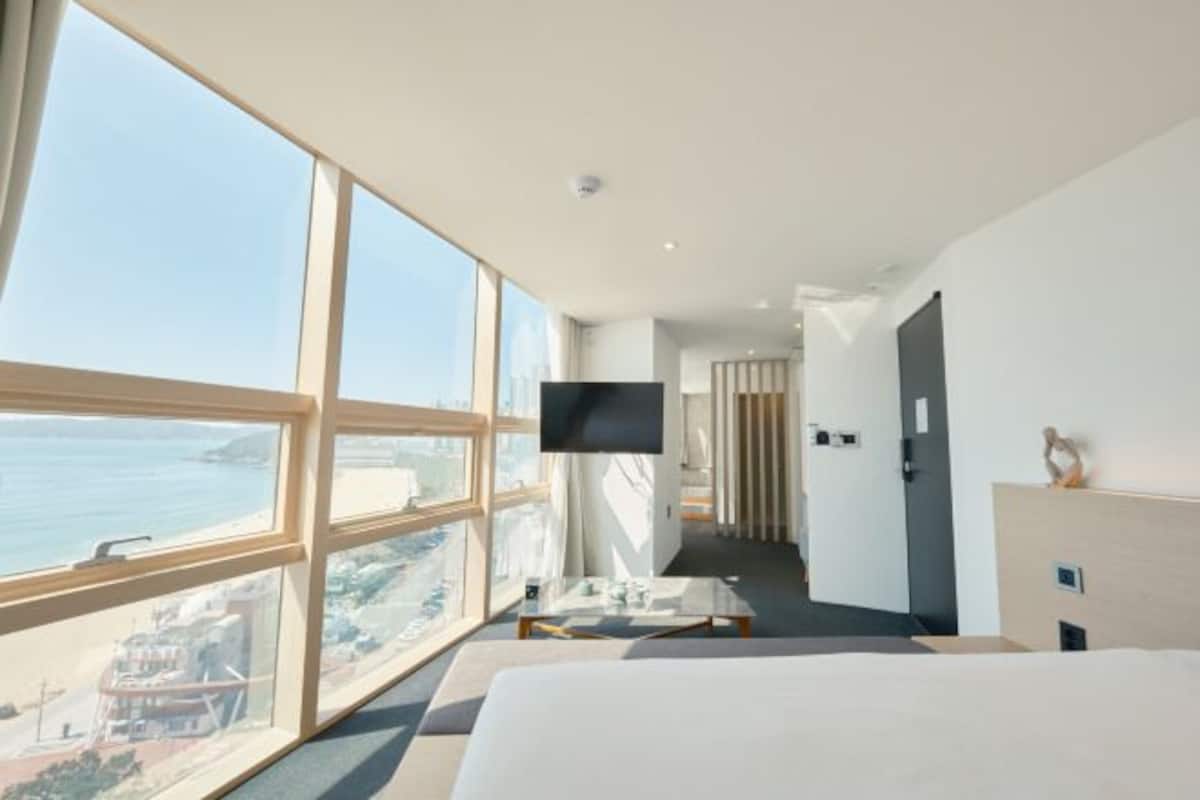 Ferros/tábuas de passar roupa, Wi-Fi de cortesia, roupa de cama