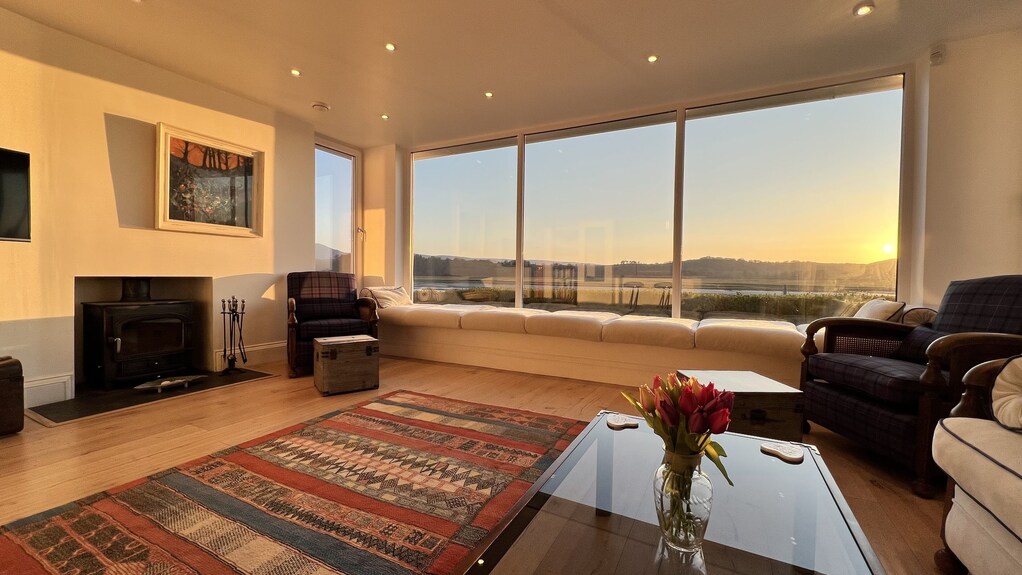 Stunning Views And Stylish Accommodation At Shorepark Cottage. - スコットランド