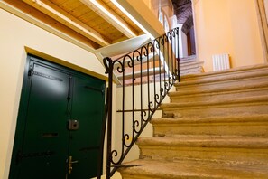 Entrada (vista interior)