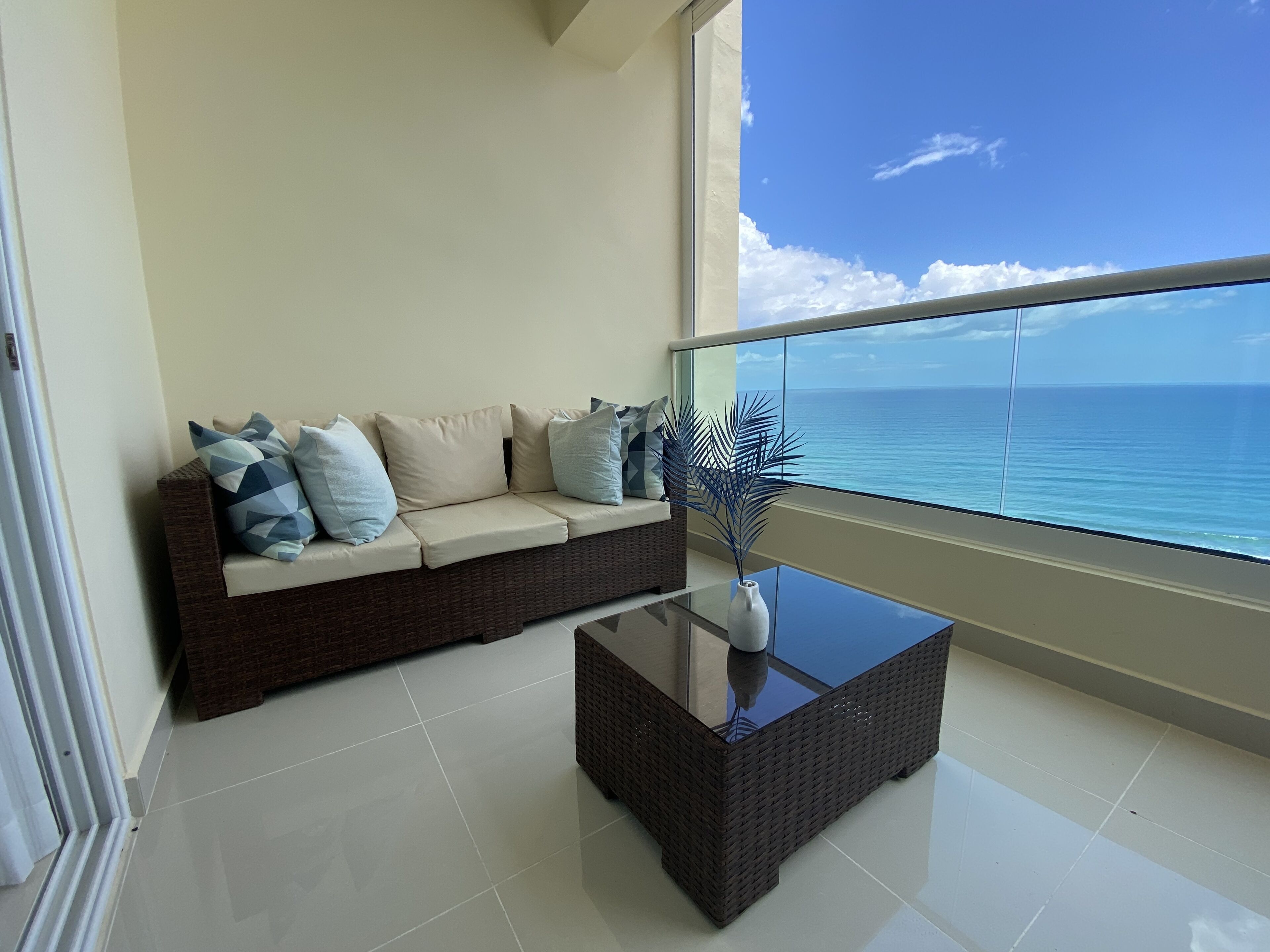 Always Family First ⭐️⭐️⭐️⭐️⭐️ (18th Floor Luxury Apt) - República Dominicana