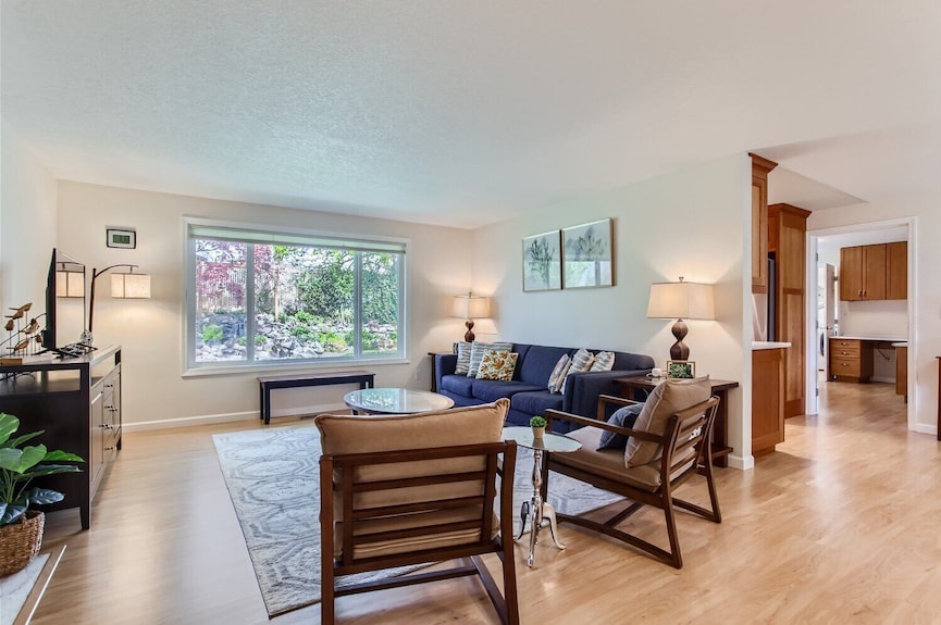 Entire Home: Charming Home With Beautiful Yard - Beaverton, OR