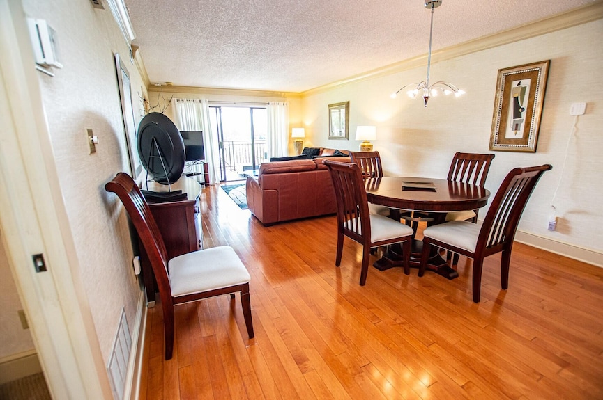 Lake & Golf Views In Saddlebrook Resort. 2 Bed/2bath - Wesley Chapel, FL