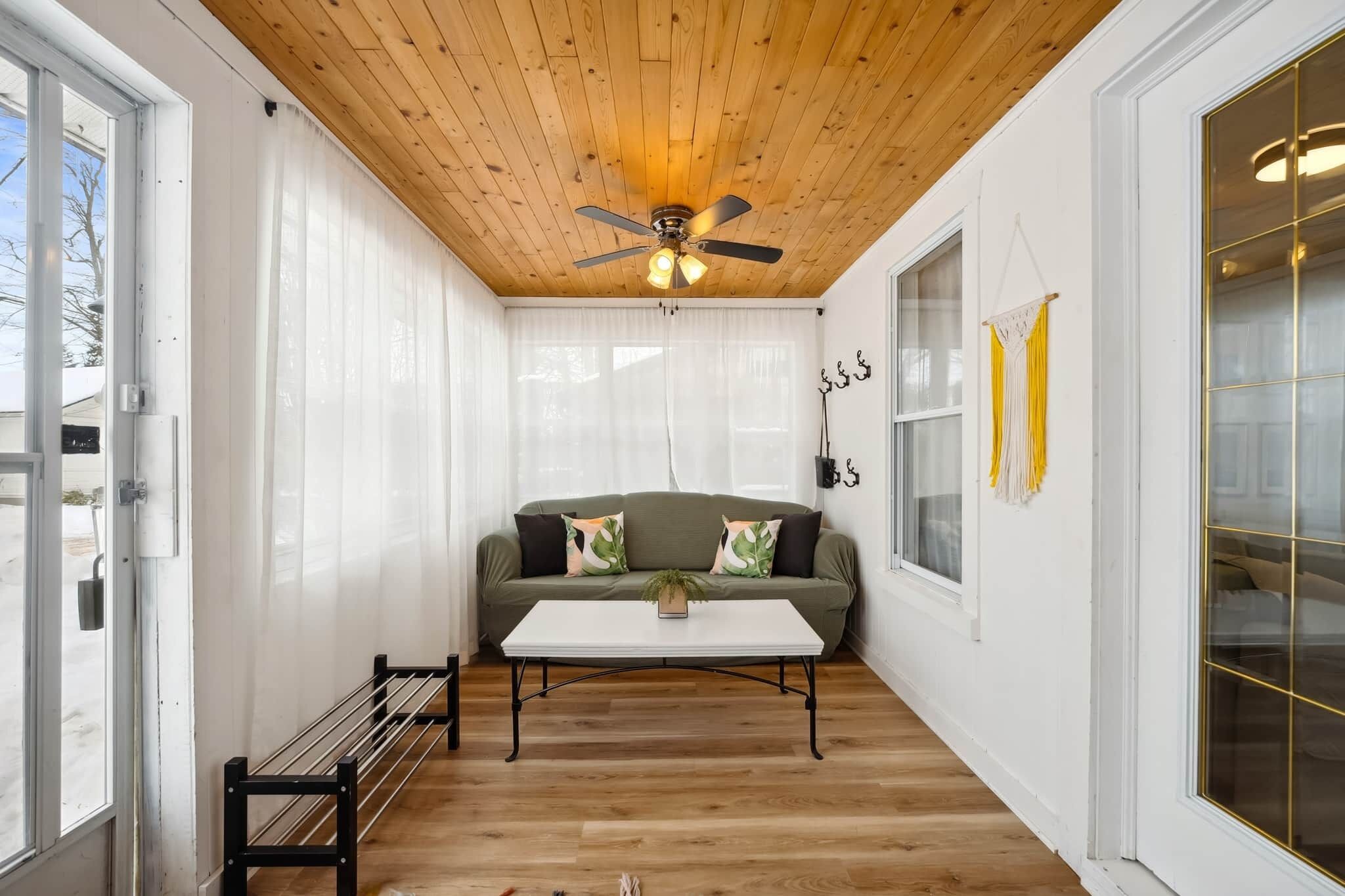 7 Min Walk To The Beach! Palms Getaway W/ Hot Tub! - Fort Érié