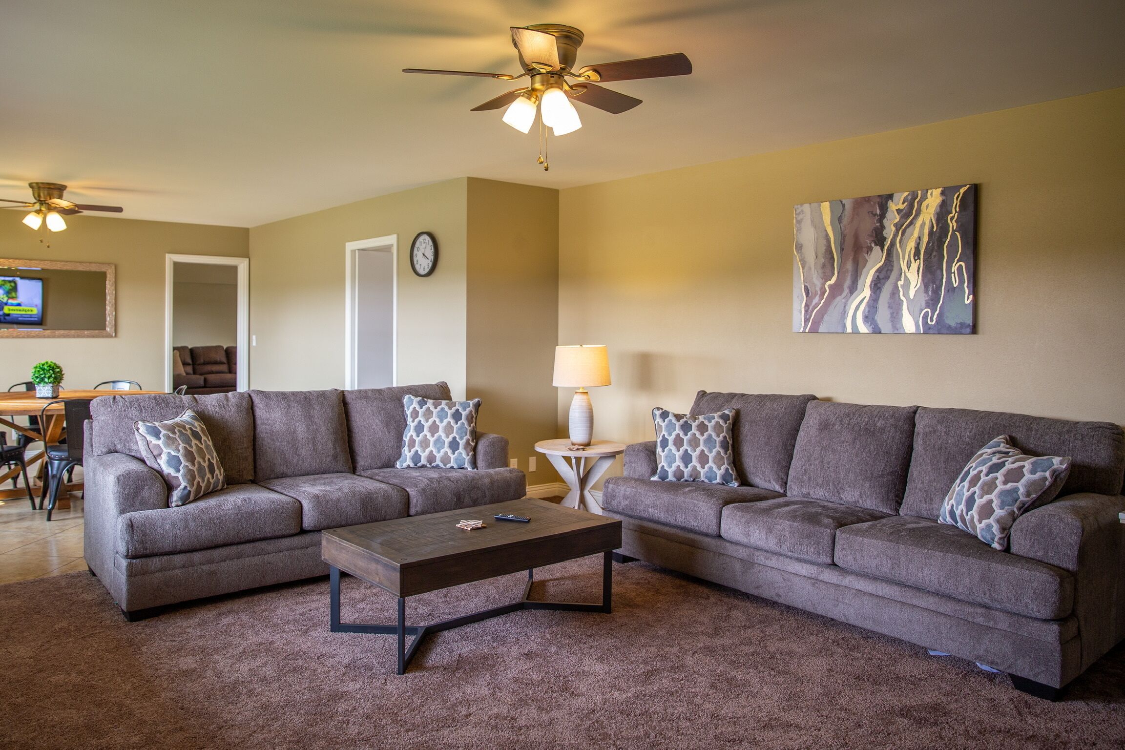 Jacuzzi @Private Hideaway & Event Space Near The Ocean🪴 - Camarillo, CA