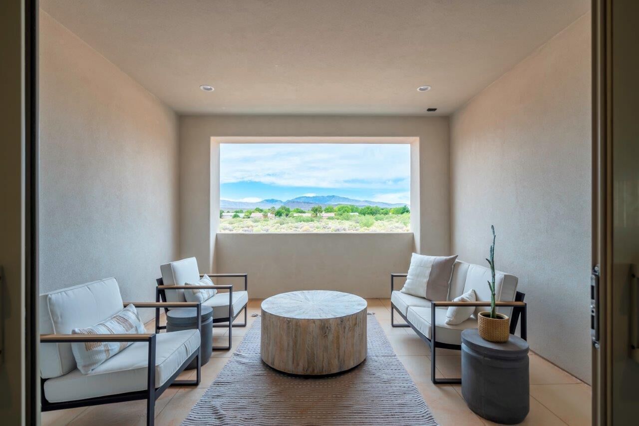 Arcadia 53 | Dog Friendly * Private Hot Tub * Arcade Games * Sleeps 21 - Utah