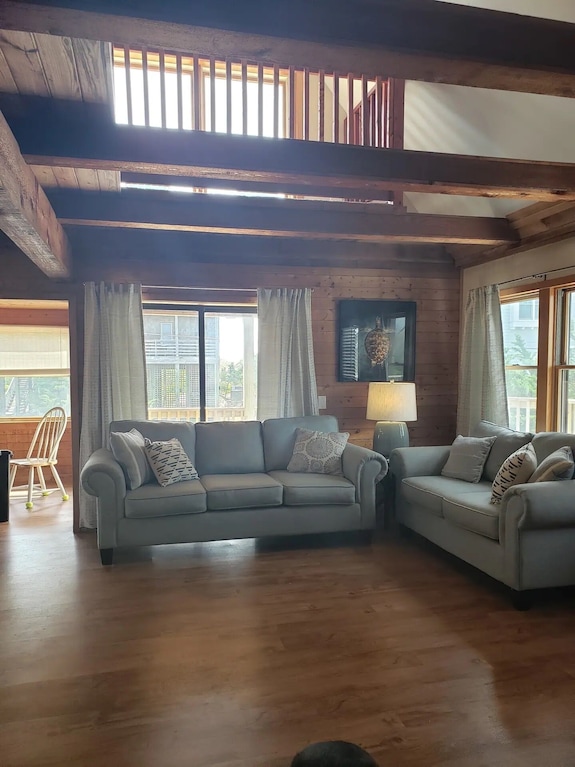 Cheerful, Semi Oceanfront, Pet Friendly, W/pool - Outer Banks, NC