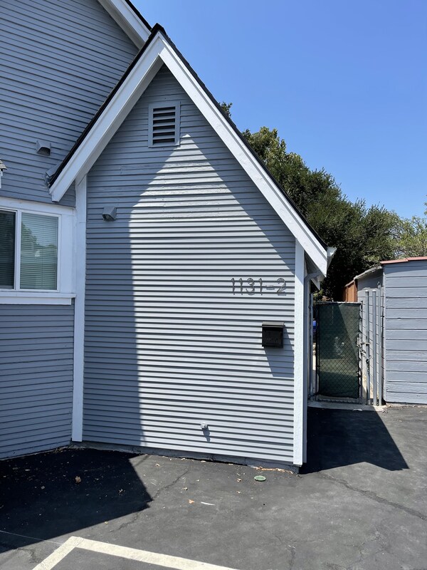 Brand New Guest Suite + Full Kitchen + Parking - San Jose, CA