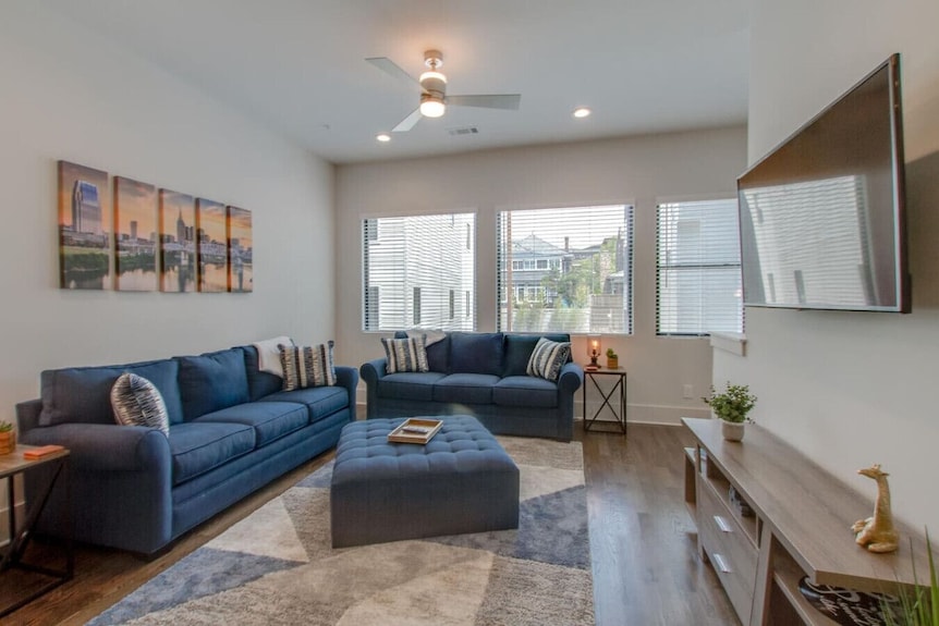 Stylish Retreat | Rooftop Deck | Walk Everywhere - Nashville