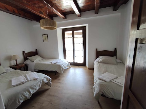 R1860 Berde Residencial Linsoles - Pico Aneto